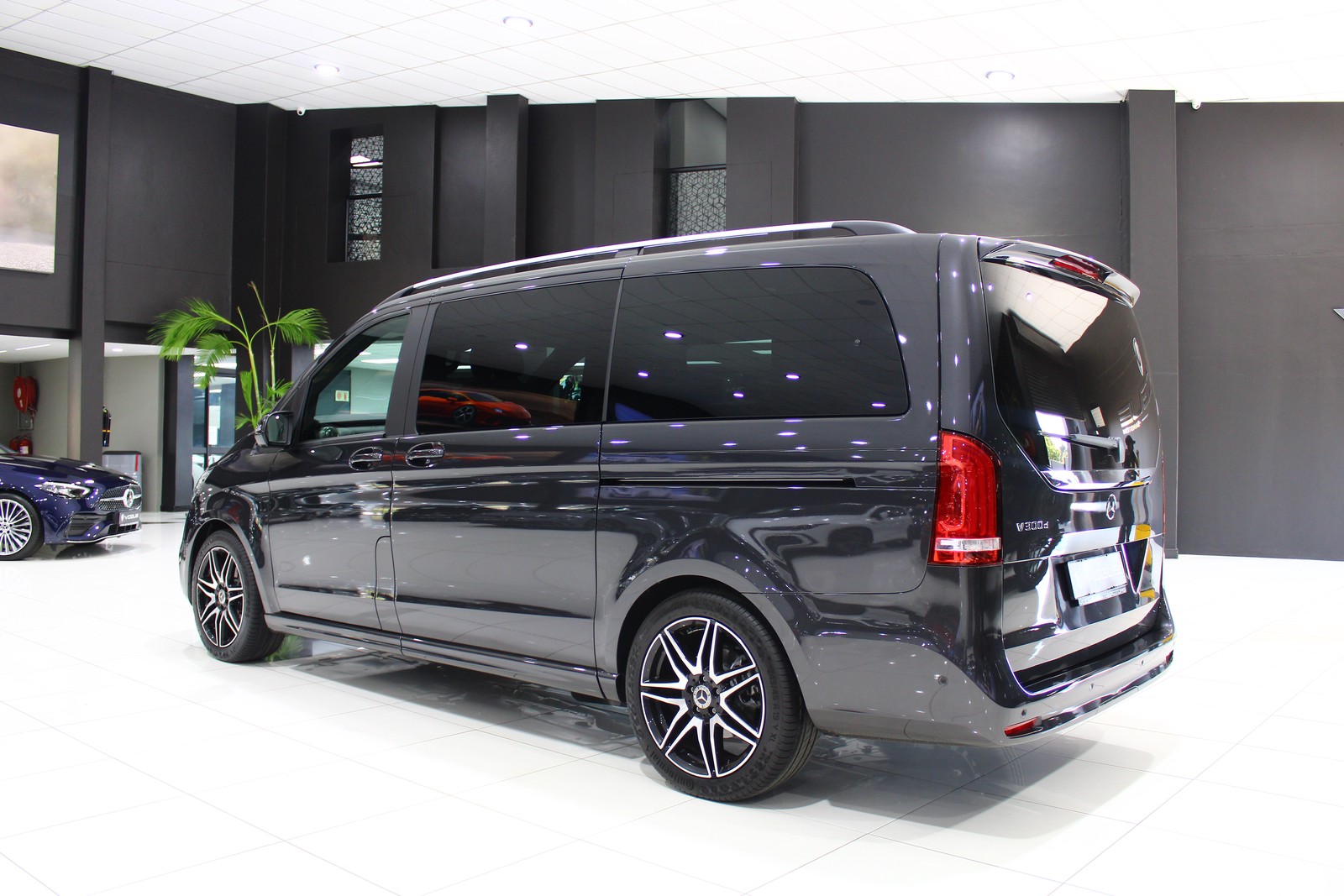 Mercedes-Benz V-Class V-Class V300d EXCLUSIVE for Sale in Sandton