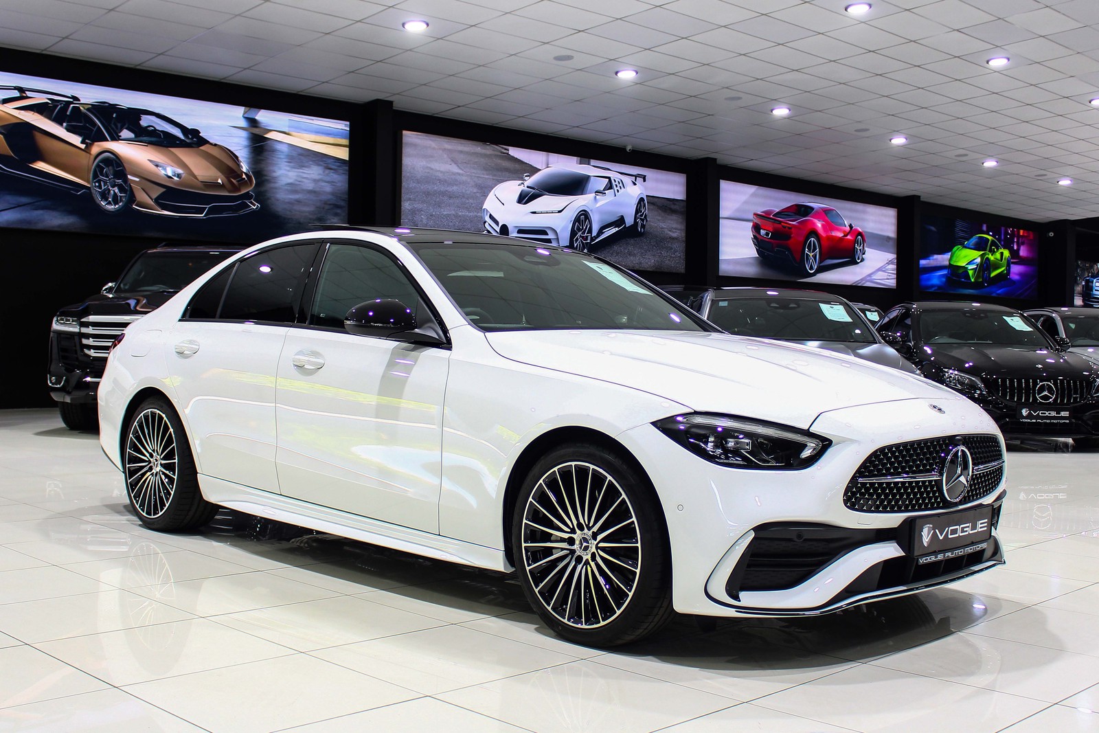 Mercedes-Benz C-Class C-Class C200 A/T (W206) for Sale in Sandton