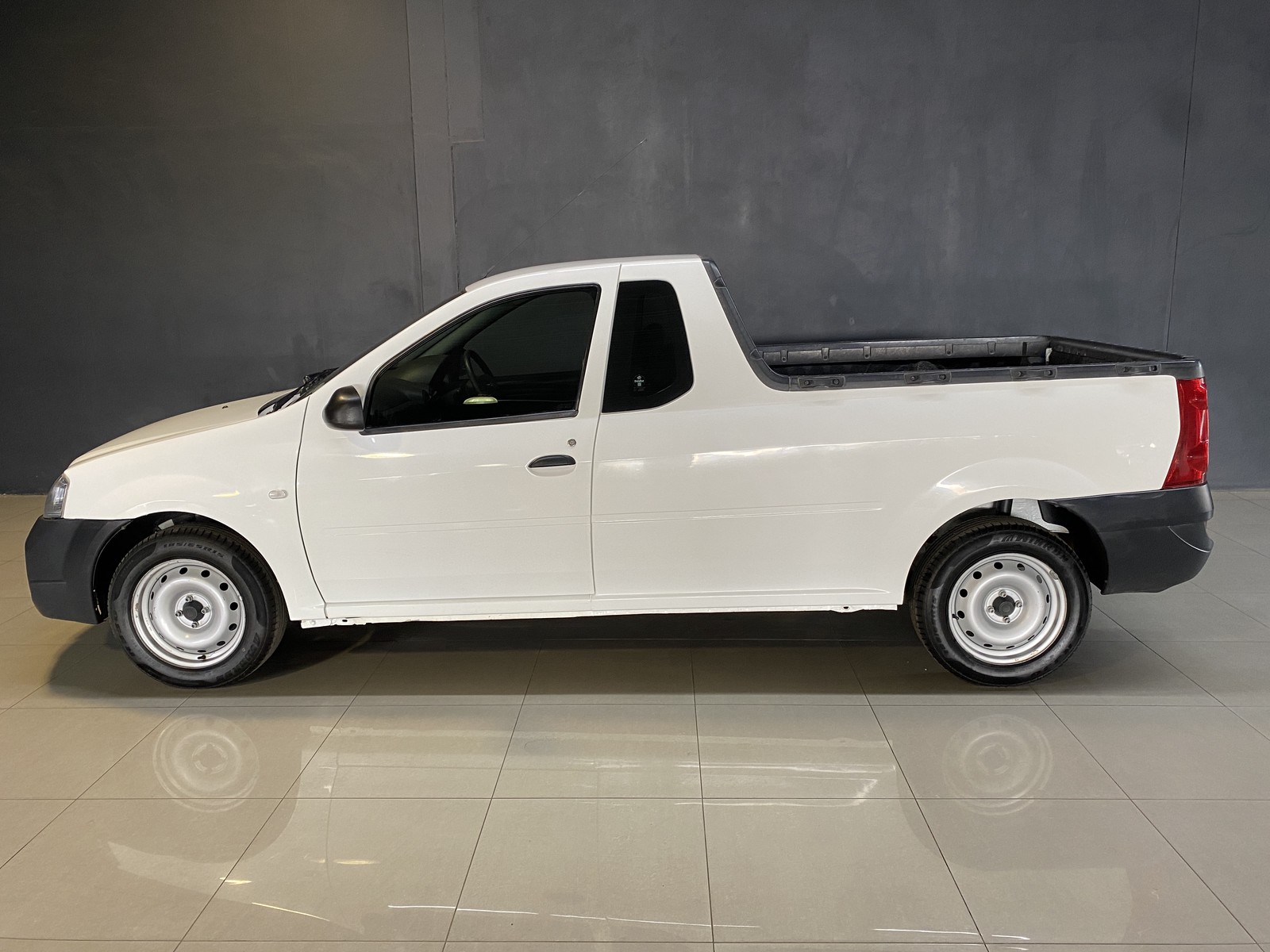 Nissan NP200 NP200 1.6 P/U S/C for Sale in Vanderbijlpark